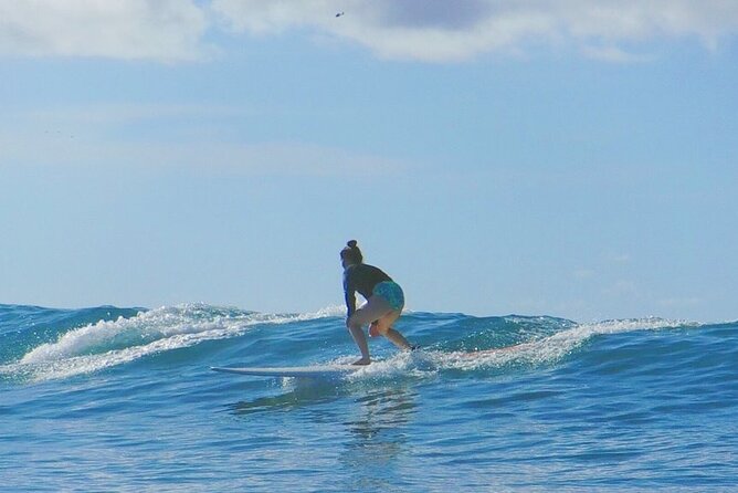 1.5-Hour Private Surfing Lesson in Honolulu - Photos and Souvenir Options
