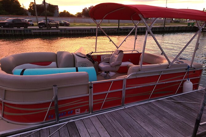 10 Passenger Pontoon Boat Rentals