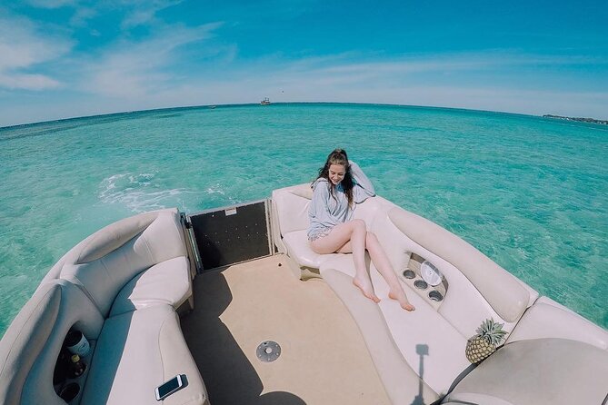 10 Passenger Pontoon Boat Rentals in Crab Island - Why a Private Pontoon Is a Great Choice
