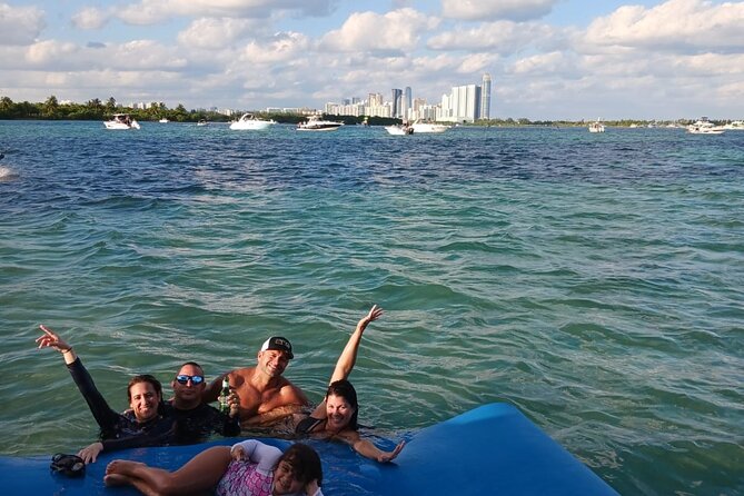 2-Hours Private Miami Boat Tour With Champagne - FAQs