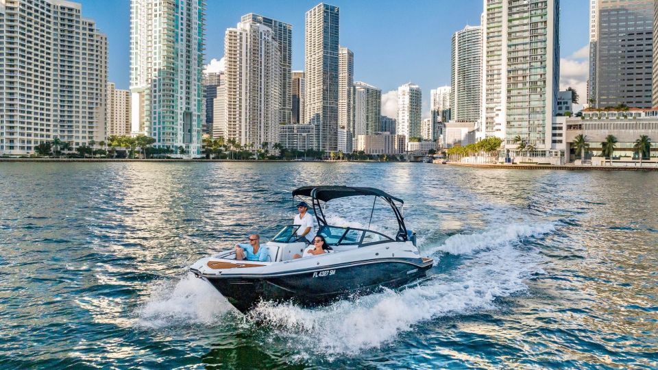 27 Feet Monterey Breathtaking Miami Skyline Boat Tour - Practical Tips for Your Tour