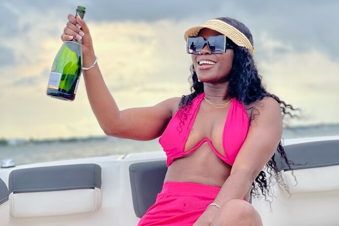 2Hr Private Boat Tour Miami Beach, Captain & Champagne, & Sandbar - Diving Into Detail: The Practical Aspects of Booking and Participating