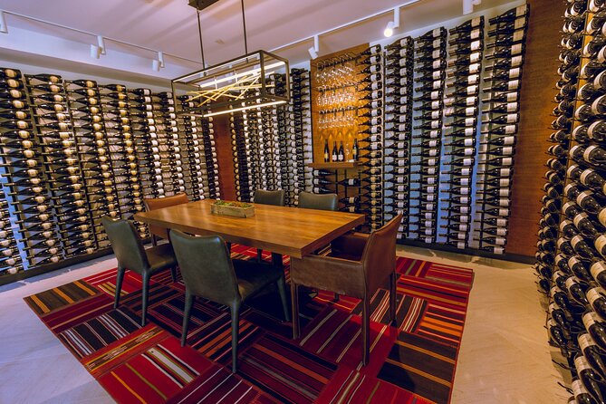 3-Winery Tour Includes Tastings & Lunch from Santa Barbara