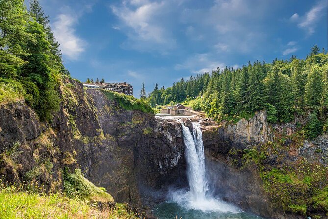 5-hour Seattle and Suburbs Attractions Tour - Key Points
