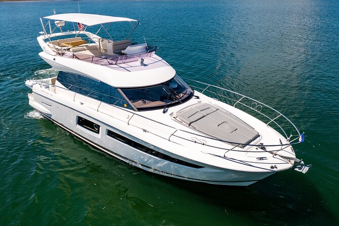 52-feet All Inclusive Flybridge Yacht Rental in Miami - What Previous Guests Say