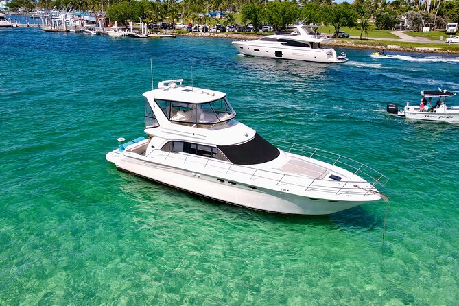 52' Yacht Rental in Miami Beach with Experienced Captain - Detailed Breakdown of the Experience