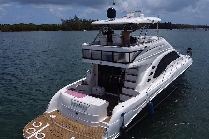 58 ft private tour in Miami, Yatch Rental 4 to 8 hours, 13 people - Practical Details and Logistics