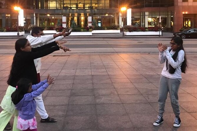 Adventurous Scavenger Hunt in Chicago by Crazy Dash - The Experience in Detail