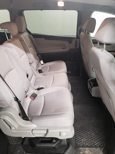 Airport Shuttle Services - Who Is This Shuttle Service Best For?