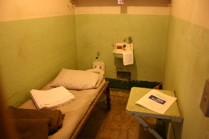 Alcatraz Prison Tour and Golden Gate Bridge Bay Cruise - Practical Details and Tips