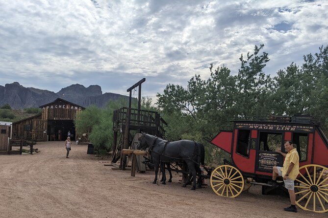 Apache Trail with Dolly Steamboat - The Dolly Steamboat: A 90-Minute Nature Cruise
