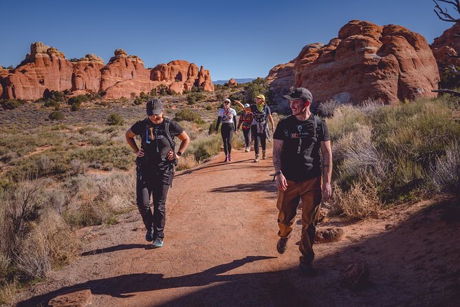 Arches Full Day Private Tour and Hike