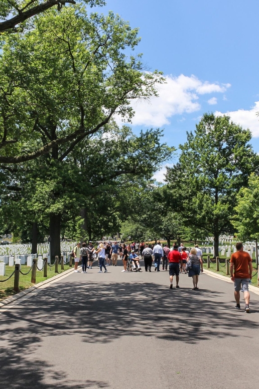Arlington Cementary & Guard Ceremony with Iowa Jima Memorial - Who Will Love This Tour?