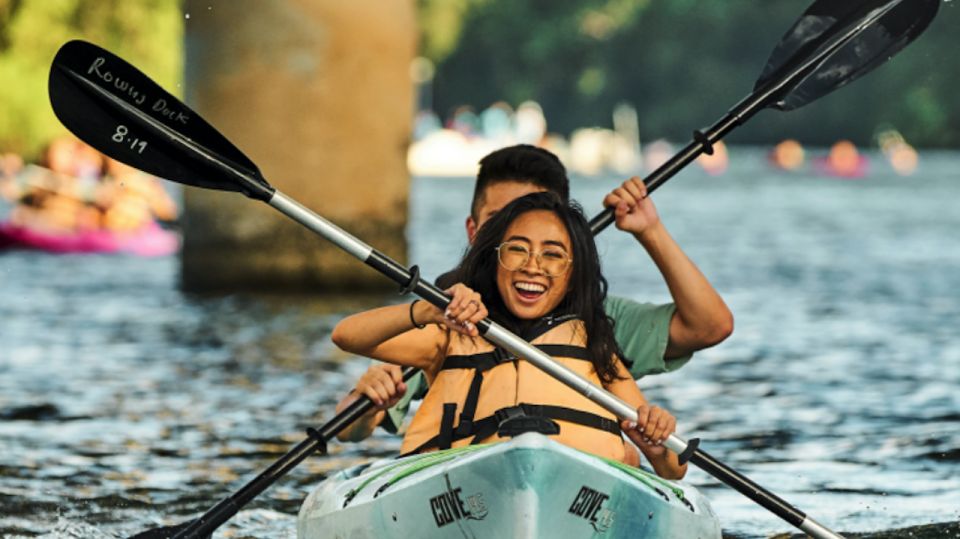 Austin: Congress Avenue Sunset Bat Kayaking Tour - Key Points