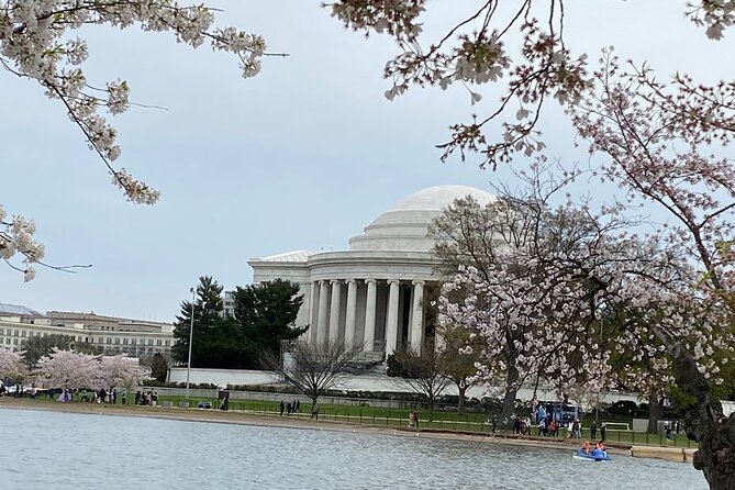 Beyond the Closet Walking Tour - Dupont Circle: The Heart of LGBTQ Culture and Community