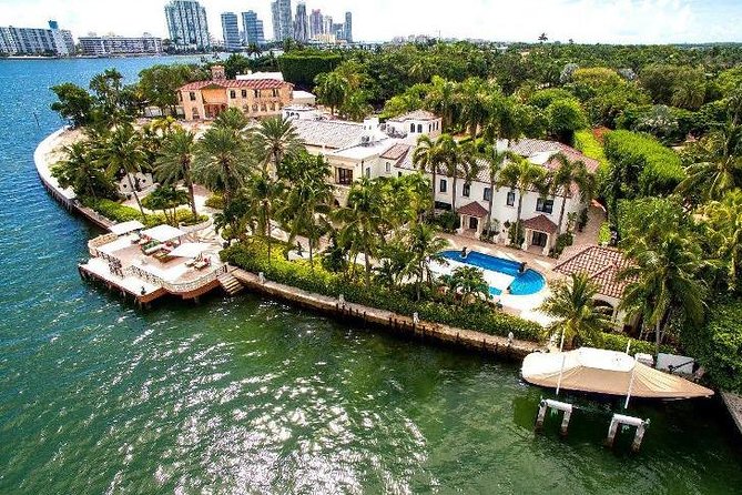 Biscayne Bay Boat Tour in Miami - Practical details: timings, accessibility, and amenities