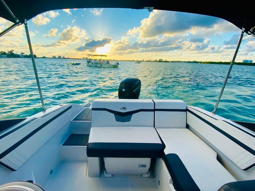 Boat Rental with Captain in Miami Beach - up to 6 people - Why Choose This Miami Boat Tour?