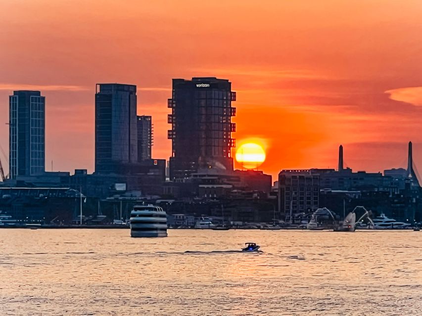 Boston: Boston Harbor Sunset Cruise - The Sum Up: Who Will Love the Boston Harbor Sunset Cruise?