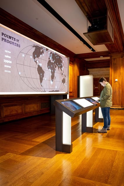Boston: Mapparium® globe + How Do You See the World? - A Closer Look at the Tour