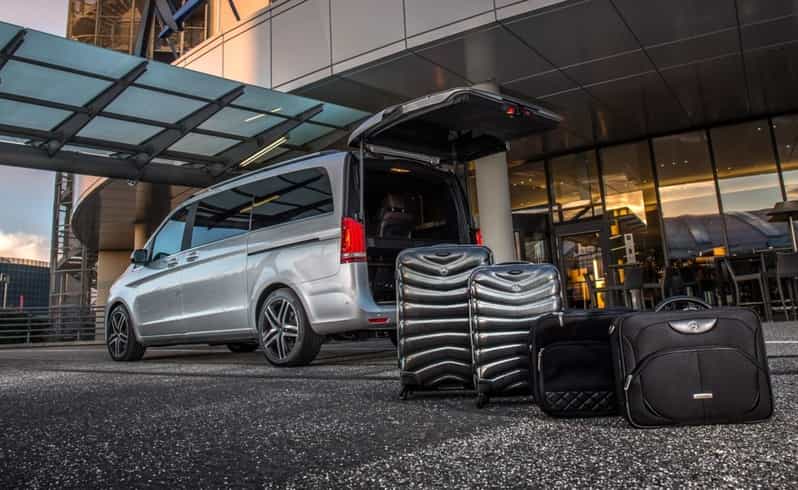 Boston: One Way Airport Transfer Service