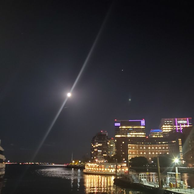 Boston: Scenic Moonlight Harbor Cruise - Key Points