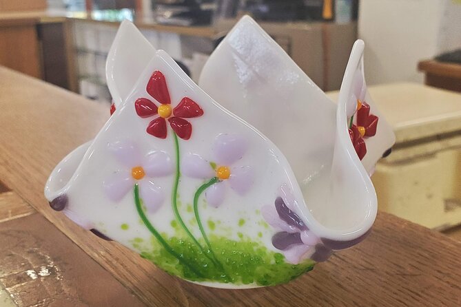 Break It and Make It: A Glass Fusing Session in Everett - The Practicalities: Booking, Price, and Group Size