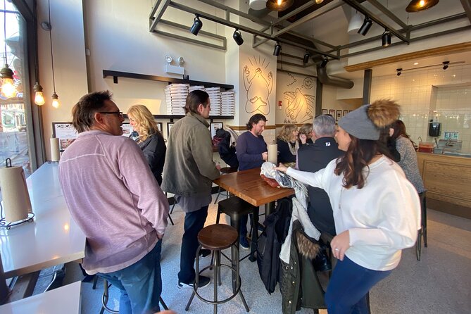 Bucktown Pizza Crawl in Chicago - A Deep Dive into the Experience