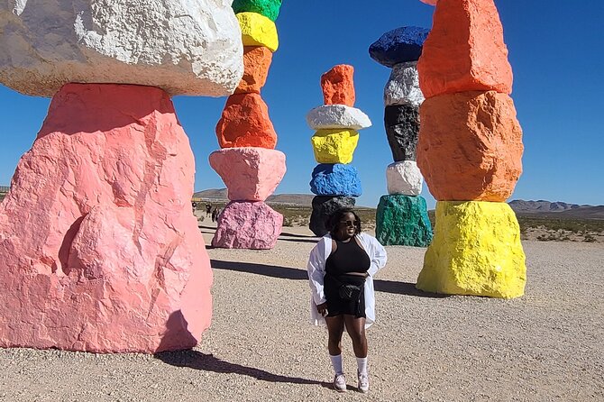 California Desert, Seven Magic Mountains and Las Vegas Sign - Practical Aspects and Tips