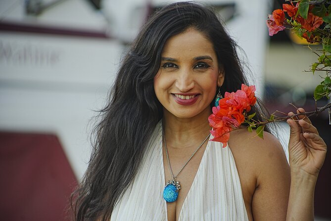 "Capture Memories: One-Hour Photography Experience at Waikiki" - Practical Details: Booking, Cost, and Location