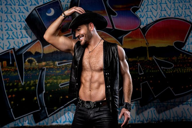 Chase Browns Vegas Country at Notoriety in Las Vegas - Booking and Practical Details