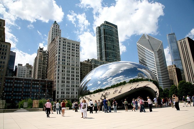 Chicago Airport Transfer: Chicago to O'Hare Airport ORD in Luxury SUV