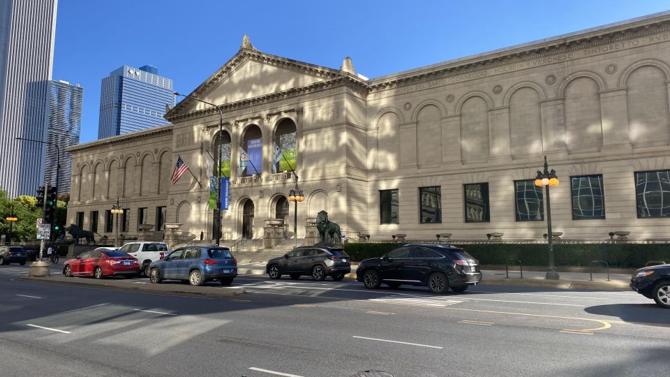 Chicago: Downtown TV and Movie Sites Walking Tour - Highlights of the Filming Locations