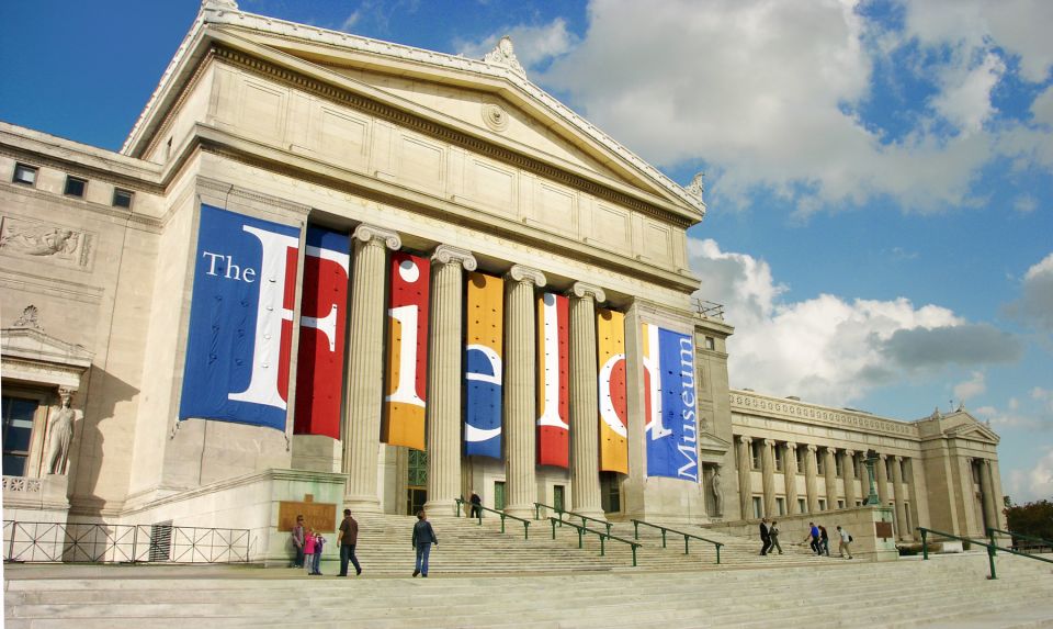 Chicago: Explorer Pass Save up to 50% - includes SkyDeck - Who Will Love the Chicago Explorer Pass?