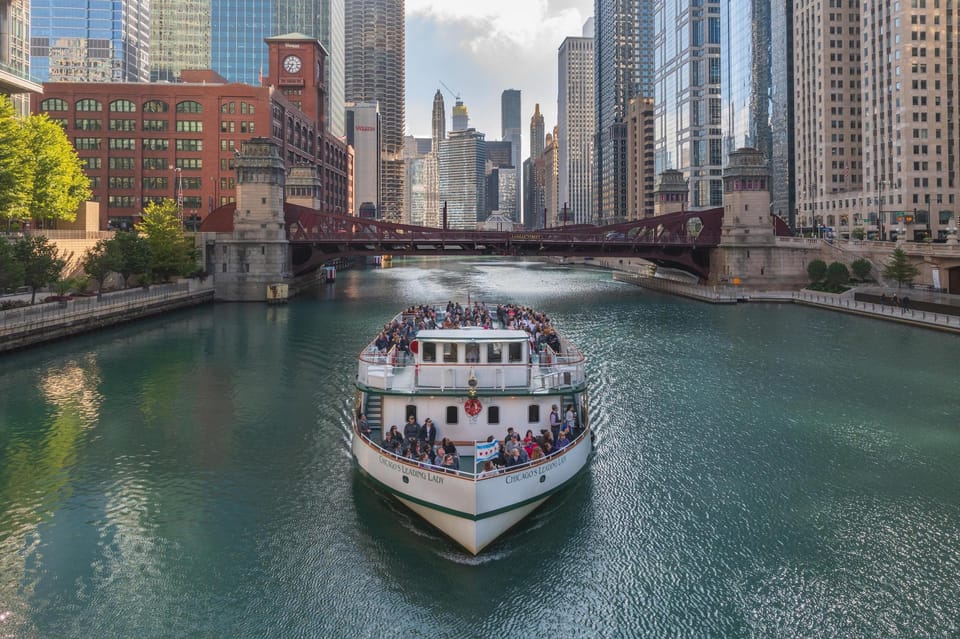 Chicago: First Lady River Cruise & Architecture Center Combo - The Sum Up