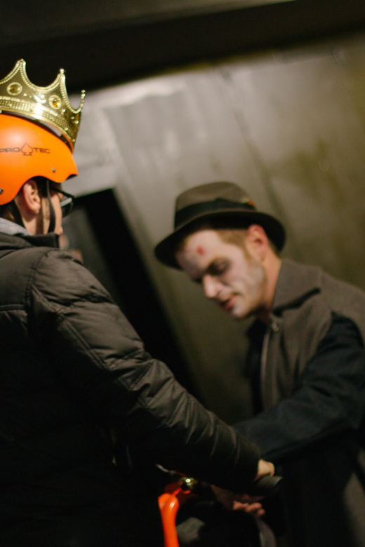 Chicago: Gangsters, Ghosts, and Haunted Hotels Segway Tour - What to Expect on the Tour