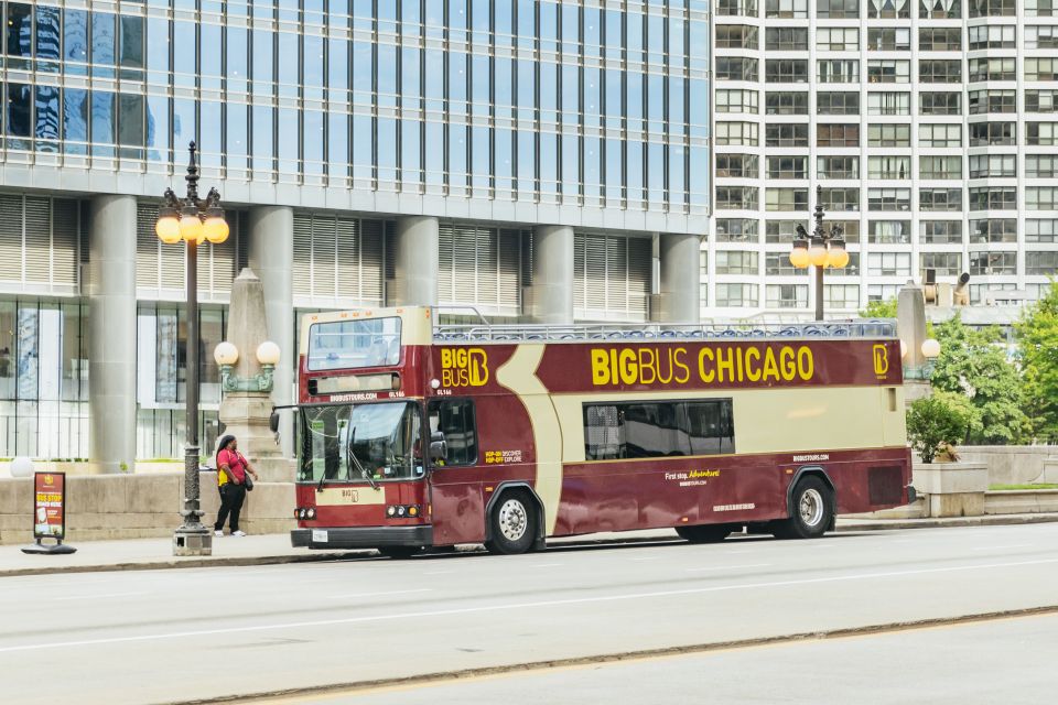 Chicago: Hop-on Hop-off Sightseeing Tour by Open-top Bus - The Experience of Guides and Reviews