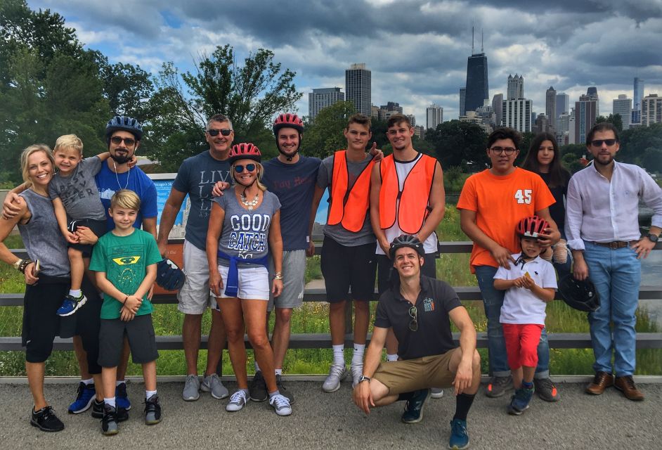 Chicago: Lakefront Neighborhoods Bike Tour - An In-Depth Look at the Chicago Lakefront Neighborhoods Bike Tour