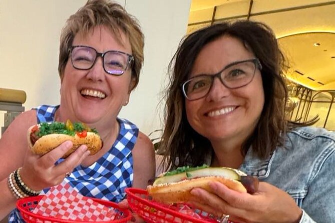 Chicago Murder Mystery Food Tour - Who is this tour best suited for?