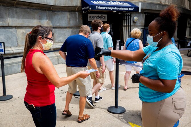 Chicago River 45-Minute Architecture Tour from Magnificent Mile - Common Challenges & How to Prepare