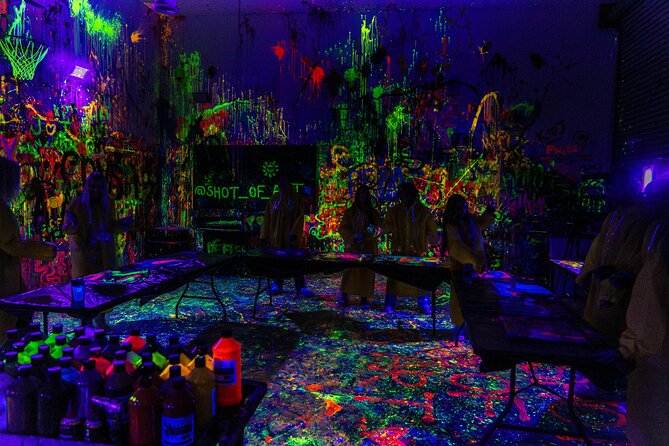 Chicago Shot Of Art After Dark - What to Expect from Your Chicago Shot Of Art After Dark Experience