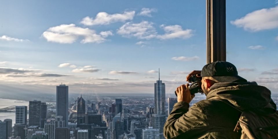 Chicago: Small Group Walking Tour with Skydeck and Boat - Authentic Traveler Feedback