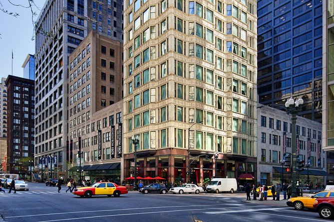 Chicago Walking Tour: Modern Architecture - Exploring Chicago’s Modern Skyline