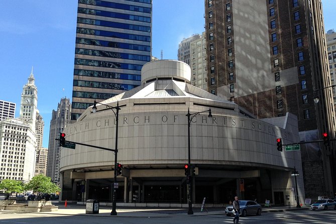 Chicago Walking Tour: Modern Architecture - Marina City: The Urban Experiment