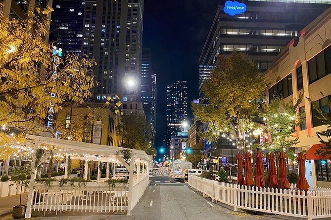 Classic Chicago Food Lovers Tour in River North - The Experience: What You Can Expect