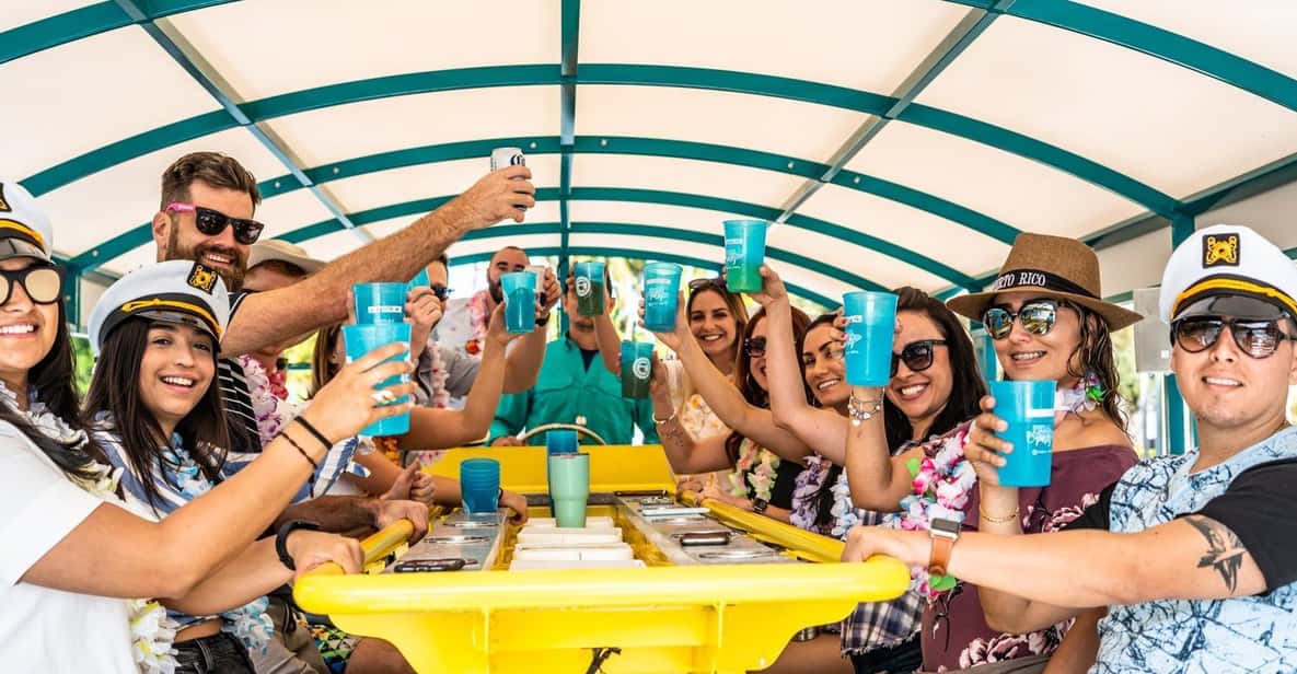 Clearwater: Island Hop and Dolphin Watch Boat Tour