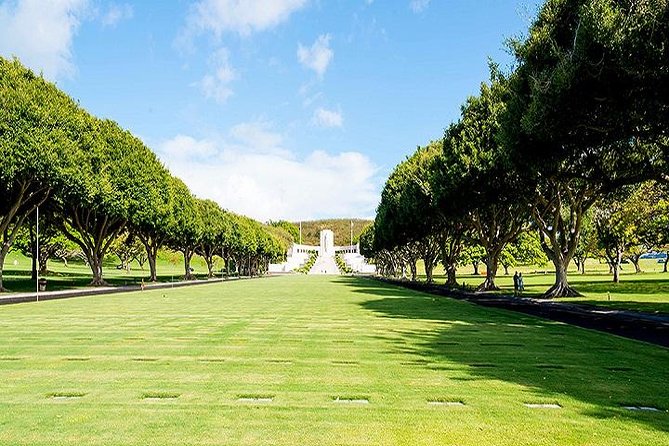 Complete Pearl Harbor Experience from Waikiki Area Hotels - The Price and Its Value
