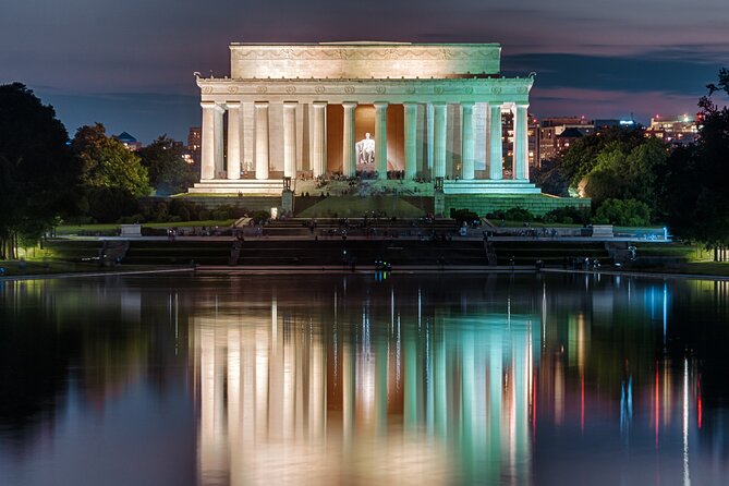 DC Monuments by Moonlight: Small Group Walking Tour - A Closer Look at the Experience