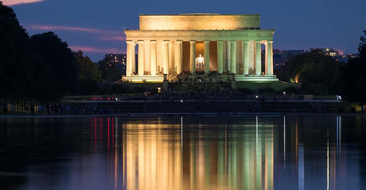 DC: Monuments & Memorials Sunset Tour by Open-top Bus - An In-Depth Look at the Sunset Monuments Tour