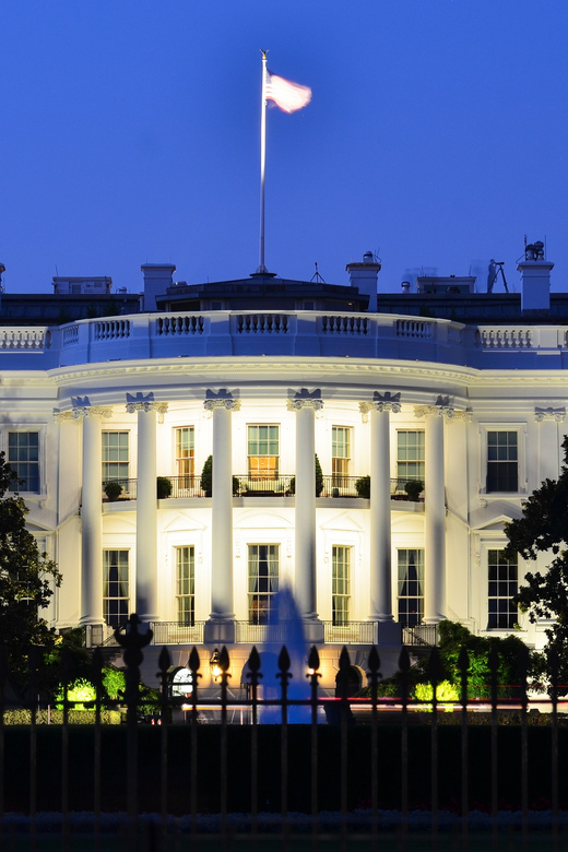 DC: Monuments & Memorials Sunset Tour by Open-top Bus - Key Points