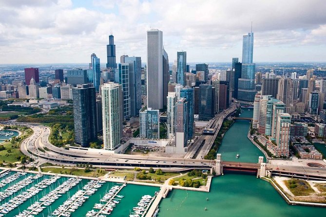 Departure Private Transfer: Chicago to O'Hare Airport ORD in Luxury Car - Pricing and Value